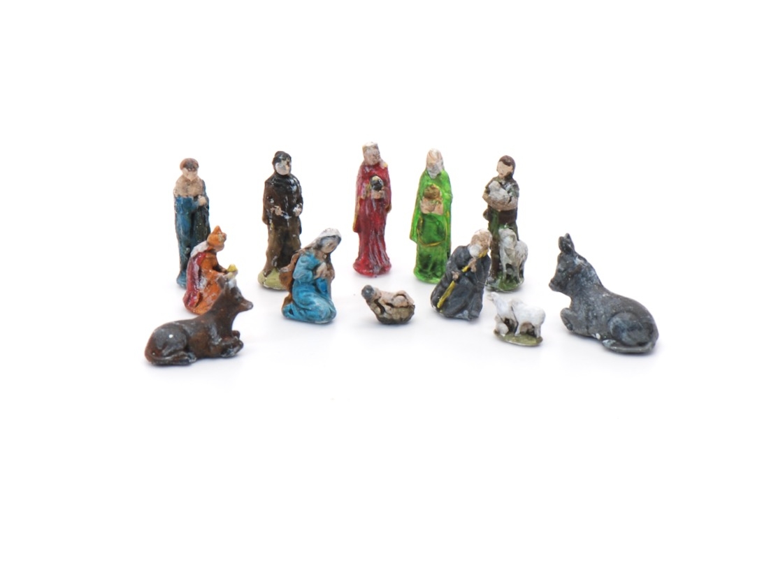 Nativity Set of 12 Figurines Kit ~ In 3 Scales ~ NEW! | Stewart ...